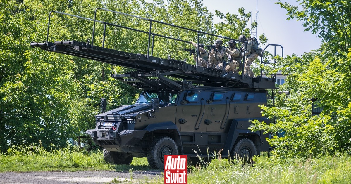Polska policja otrzyma "tury". Te pojazdy staranują wszystko, co ...