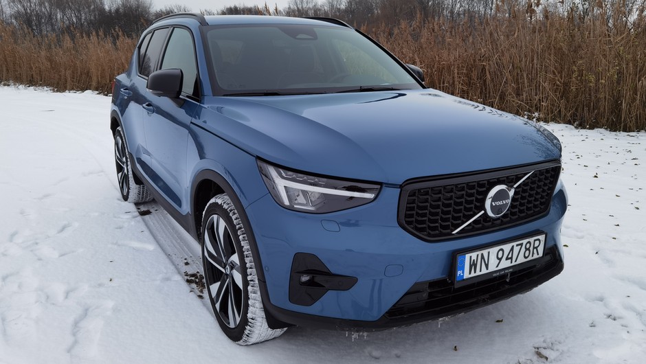 Volvo XC40 B3. Czy najmniejszy SUV Volvo stał się jeszcze lepszy? [TEST ...
