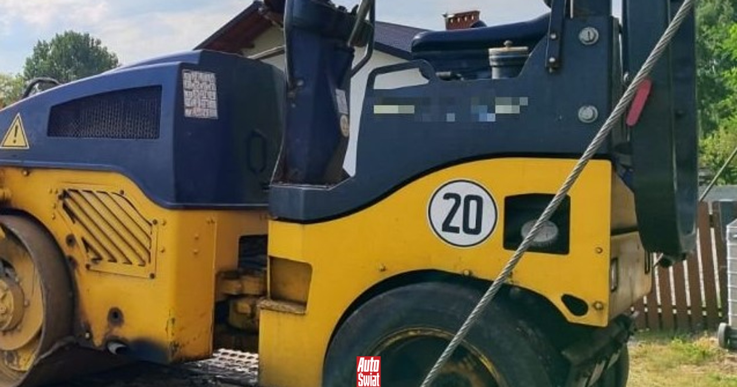 Zderzenie z walcem drogowym. Drugi pojazd to jeszcze większe zaskoczenie