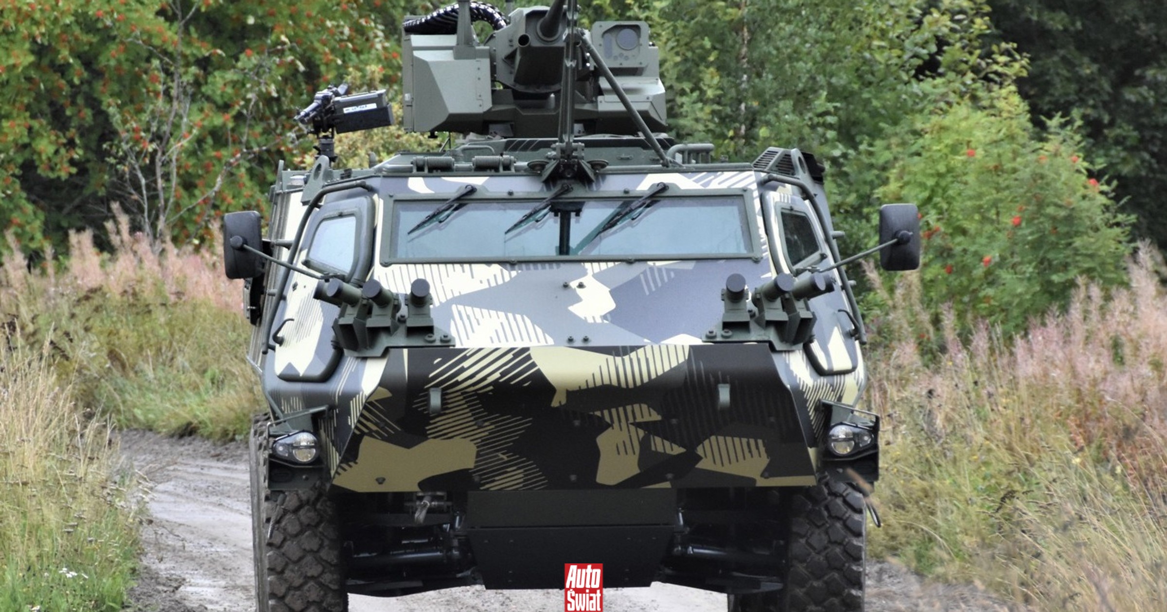 Łotwa się zbroi. Właśnie zamówiła potężne Patrie. Dobrze wie, co robi