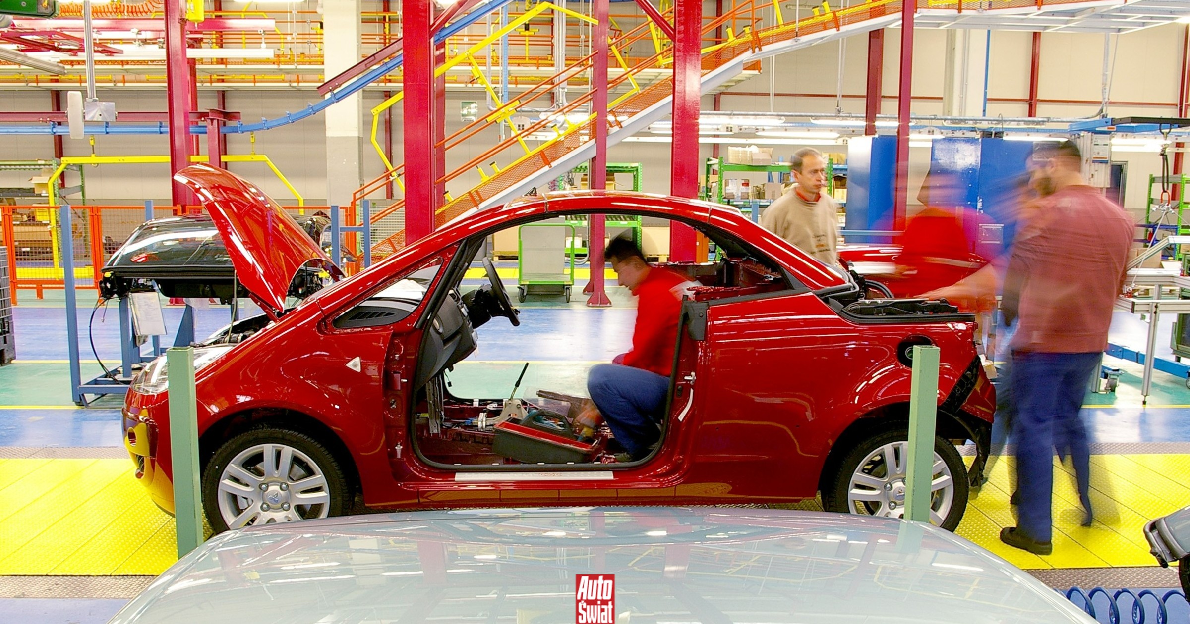 Najbardziej zaskakujące miejsca produkcji słynnych aut. Volvo z Włoch ...