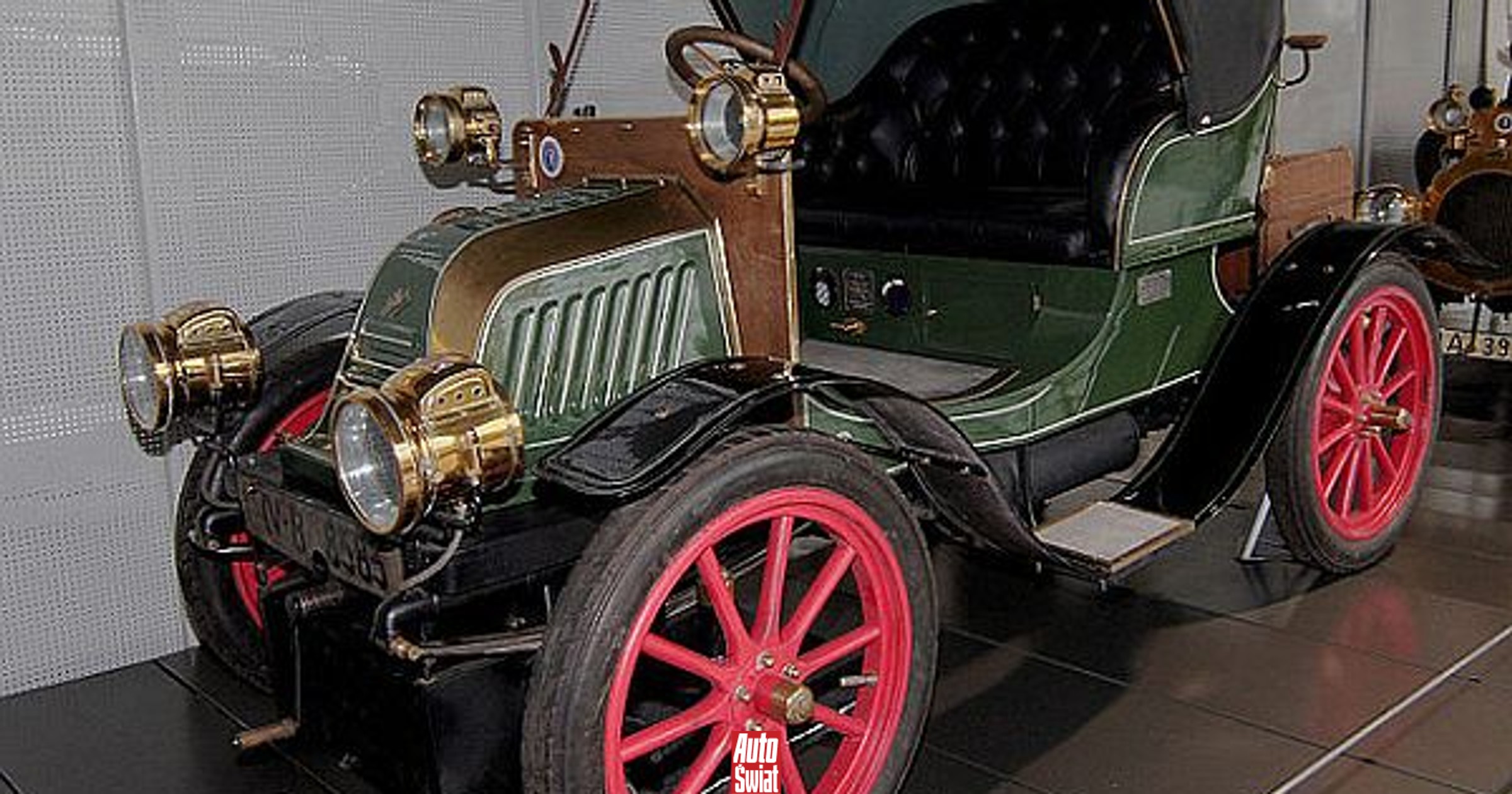 Najstarsze auto w Polsce ma ponad 100 lat - Auto Świat