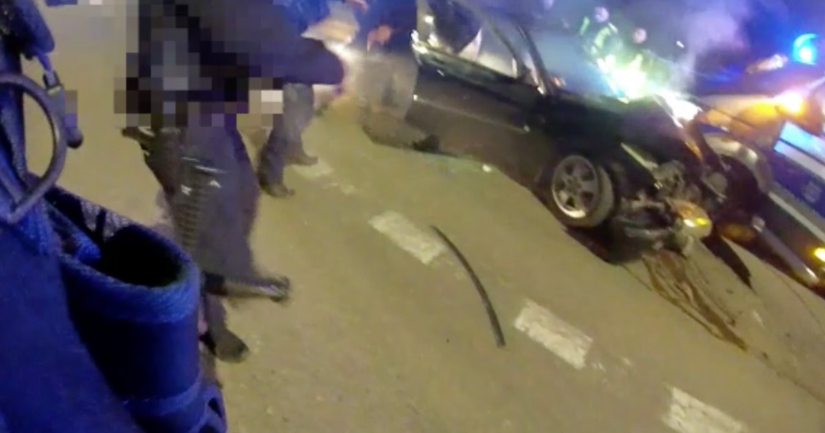 Radom. Pościg za czarnym BMW jak z filmów akcji. Policja udostępniła wideo - Auto Świat