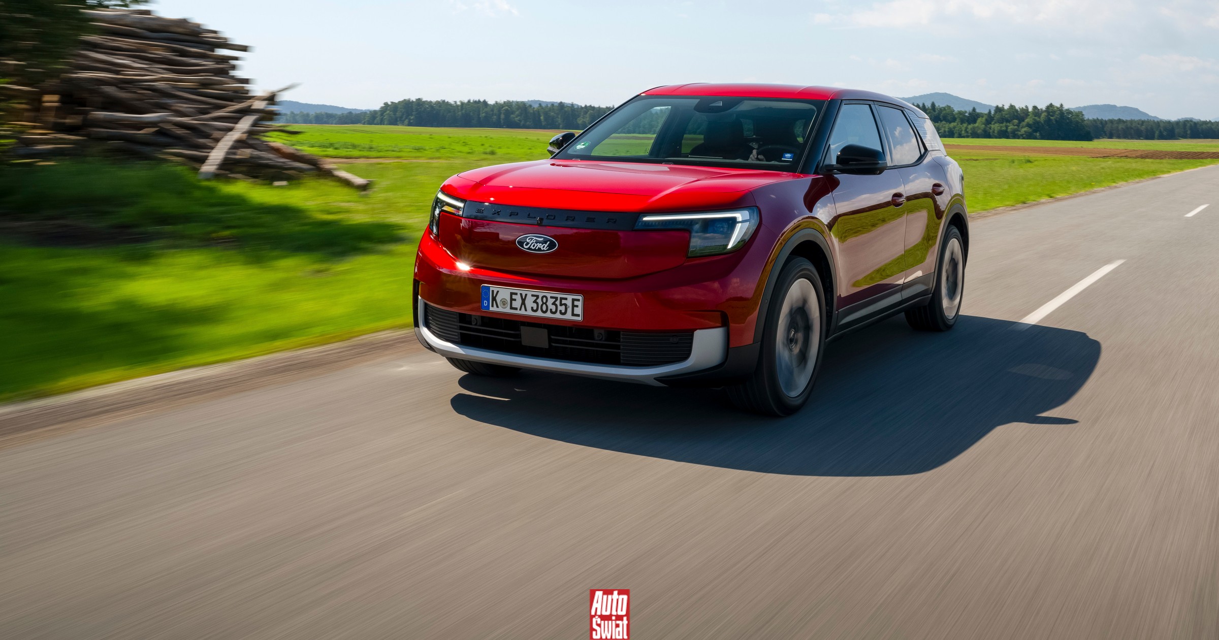 Takiego SUV-a jeszcze nie było. Sprawdzamy Forda Explorera - Auto Świat