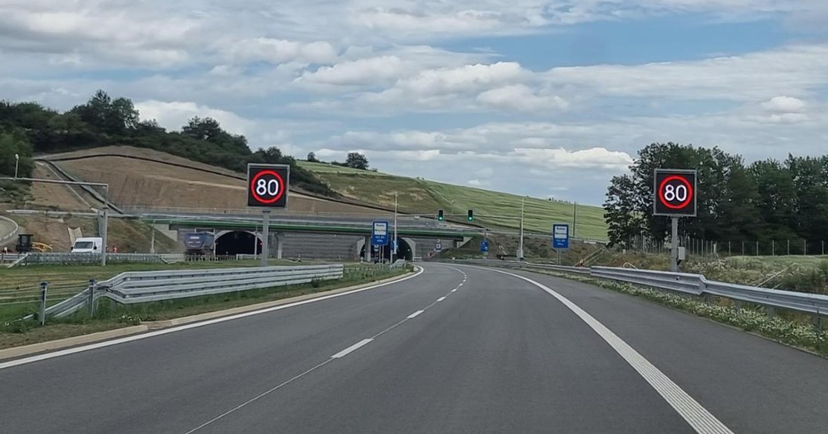 Nowa droga S3 już otwarta. Jest malownicza i ma najdłuższy tunel z odcinkowym pomiarem prędkości ...