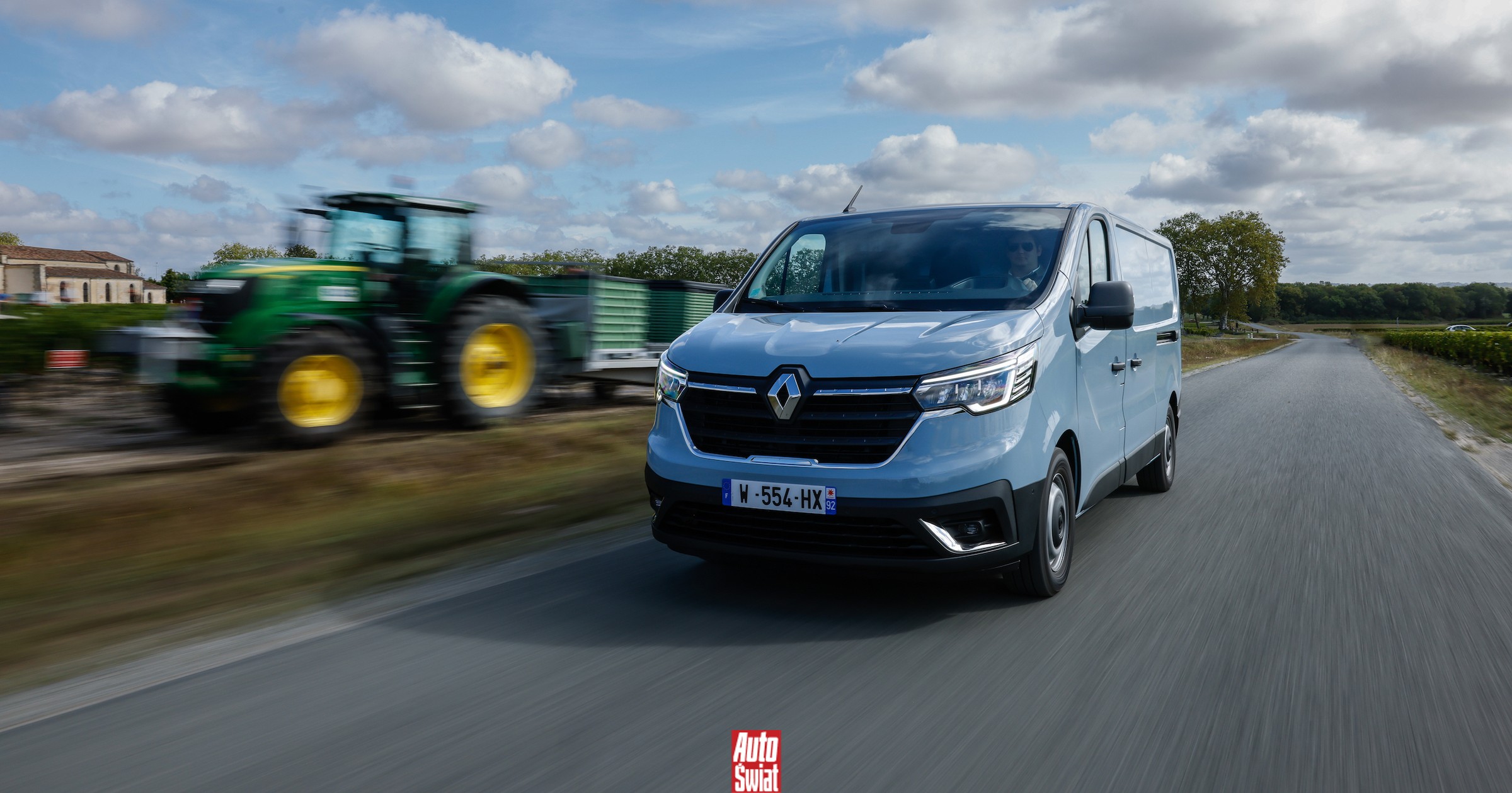 Renault Trafic E-Tech. Popularny dostawczak w zupełnie nowej wersji ...