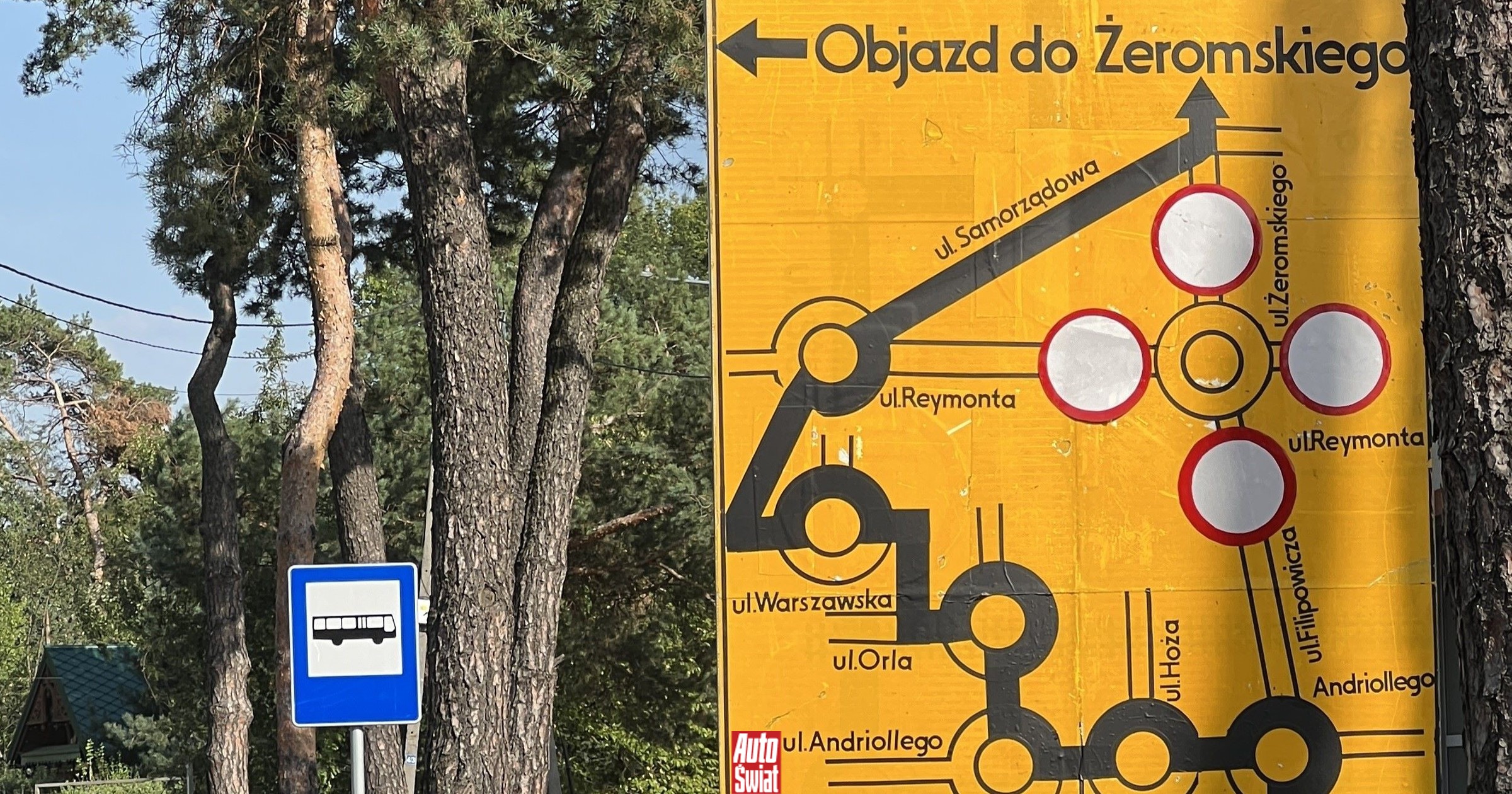 Więcej rond, znak wytrzyma! Pojechaliśmy zobaczyć tablicę z memów. Ona ...