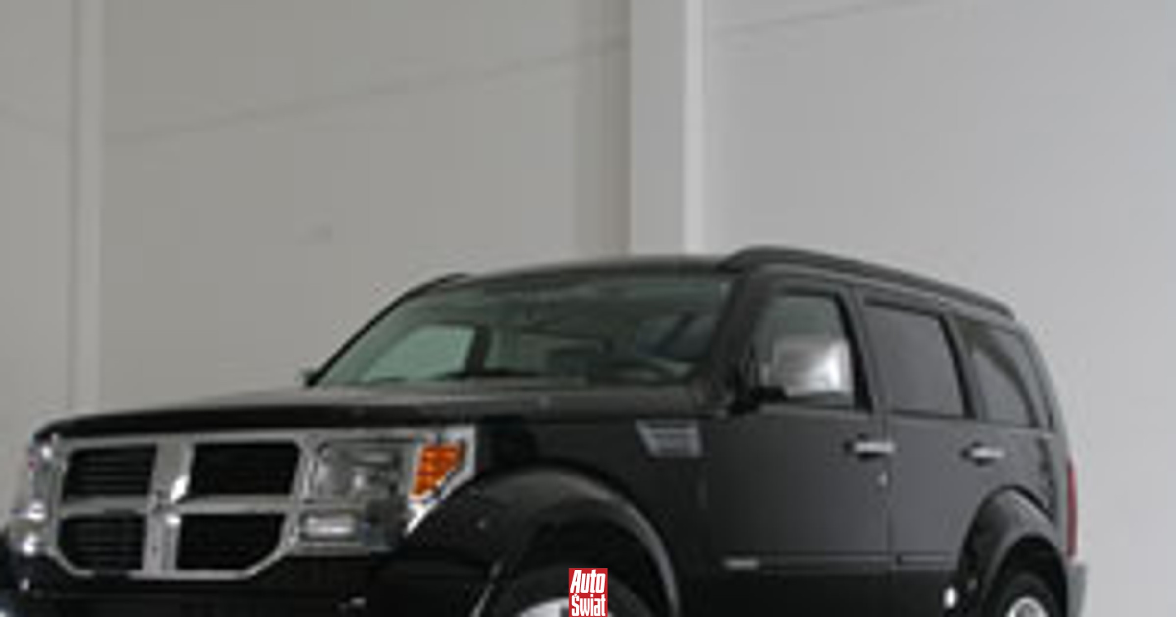 Startech Dodge Nitro - tuning wraz z debiutem - Auto Świat