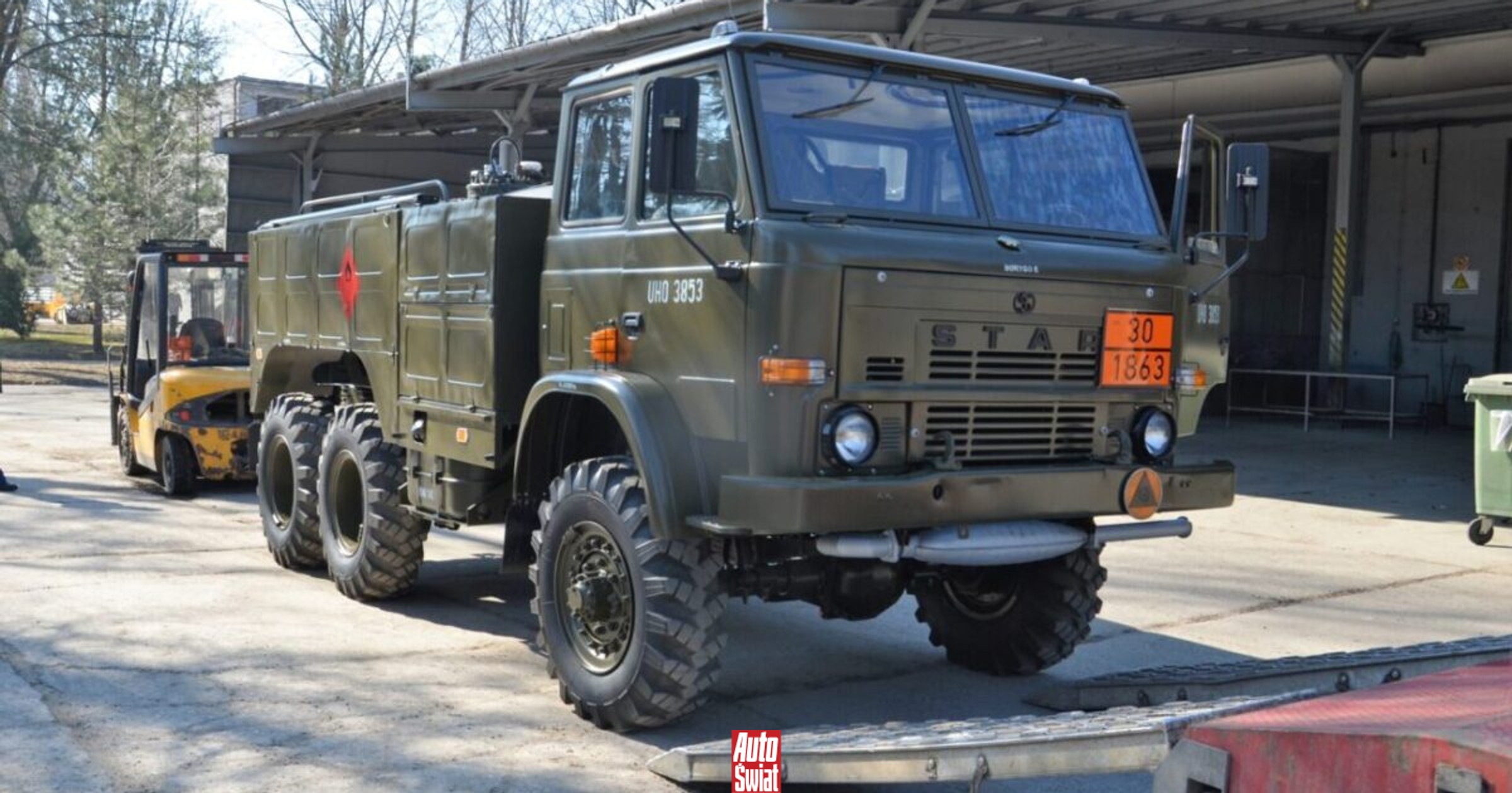 Star 266 CD-5 uratowany. Wojskową cysternę pieczołowicie odrestaurowano ...