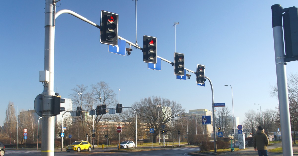 Systemy Red Light we Wrocławiu i Rudzie Śląskiej włączone. Jeden błąd ...