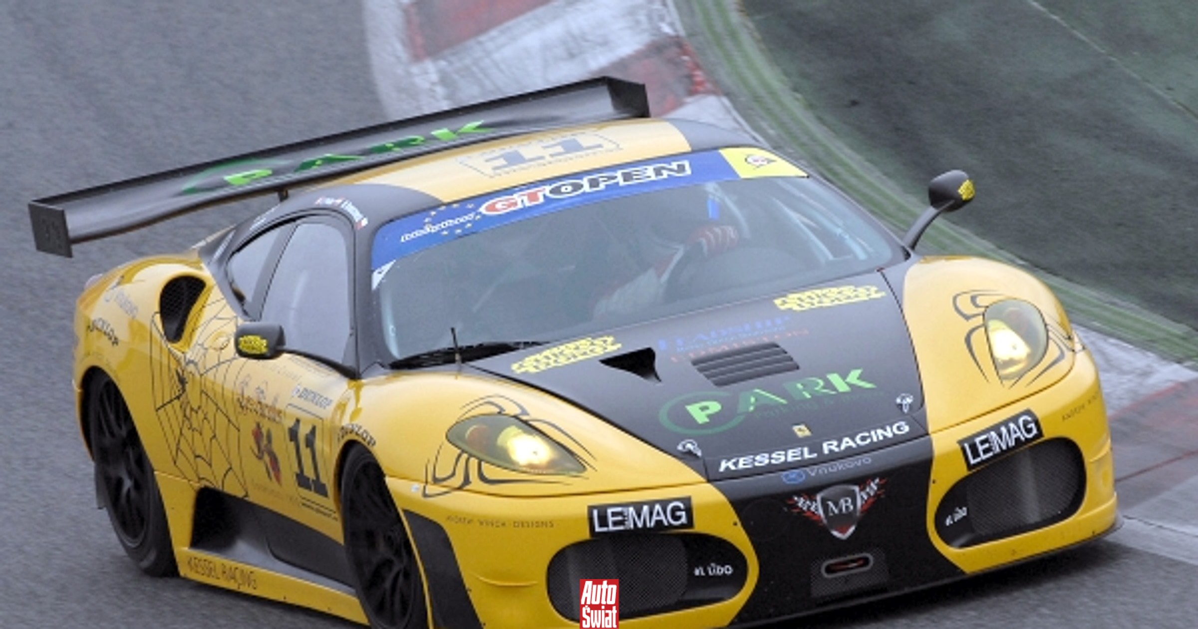 Michał Broniszewski na podium w Vallelunga! - Auto Świat