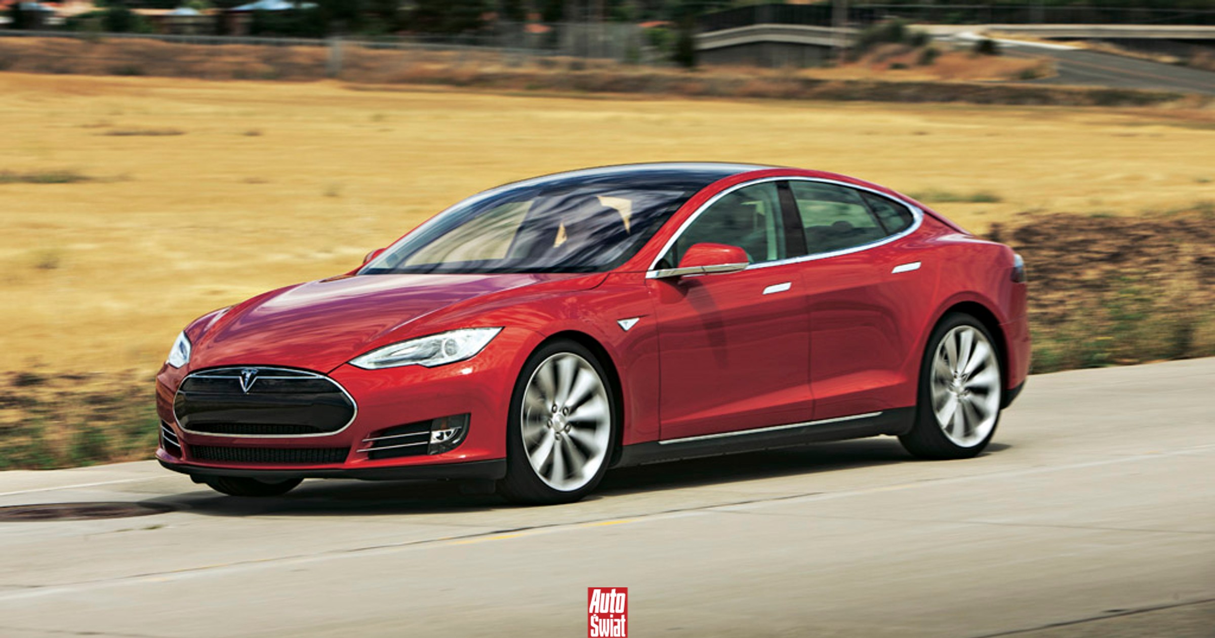 Tesla to fenomen - jest droga, źle wykonana i psuje się na potęgę ...